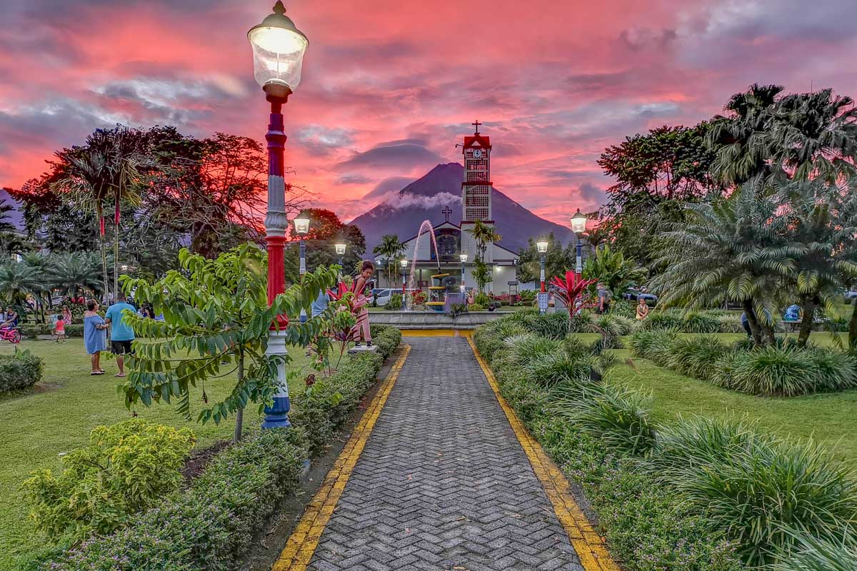 ESENCIAS DE COSTA RICA Viajes Descapada ESENCIAS DE COSTA RICA Viajes Descapada